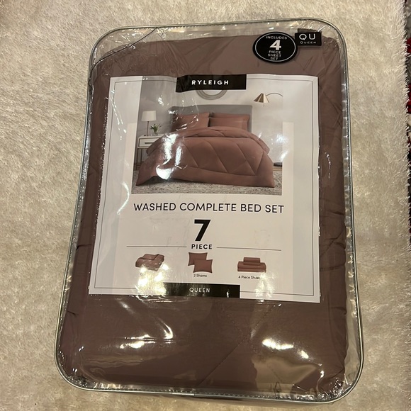 Ryleigh | Bedding | Sold Sold Sold Ryleigh Comforter Queen Set | Poshmark